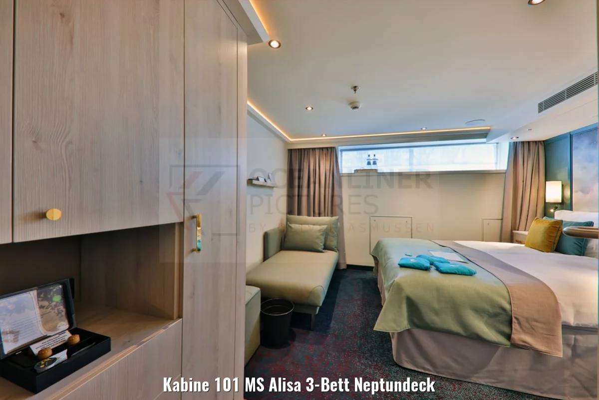 Alisa river cruise ship cabins - Oceanliner Pictures by Oliver Asmussen