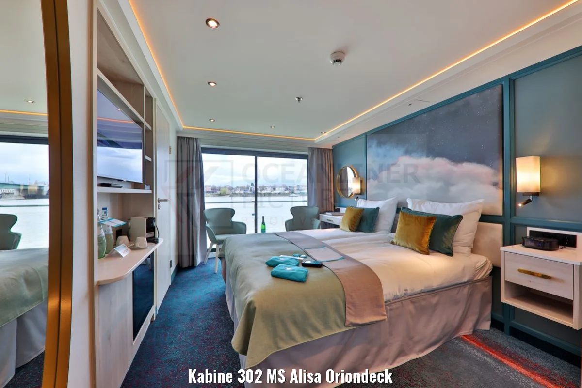 Alisa river cruise ship cabins - Oceanliner Pictures by Oliver Asmussen